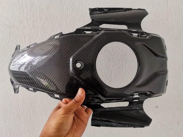 Carbon Fiber CB150r Center Tank Part