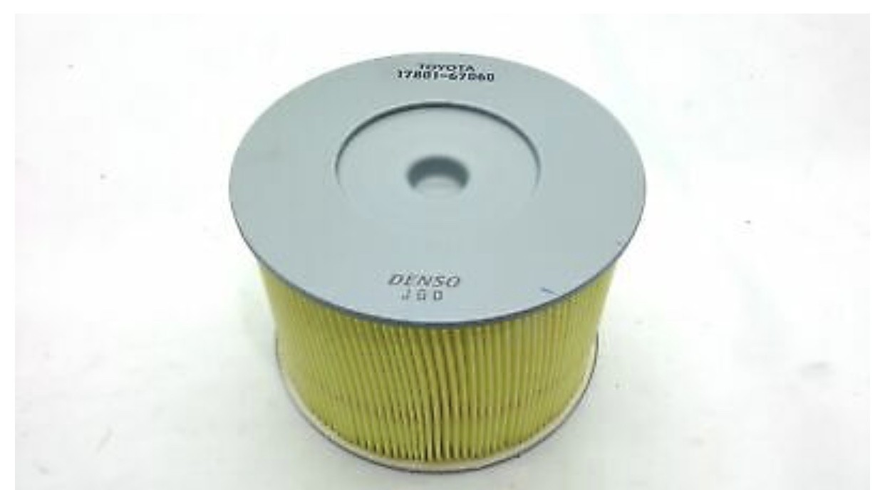 TOYOTA AIR FILTER (ASSY) 17801-67060 L/CRUISER