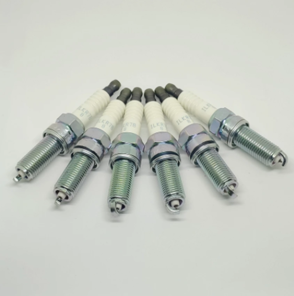 Spark Plug For Mitsubishi Pajero Jeep